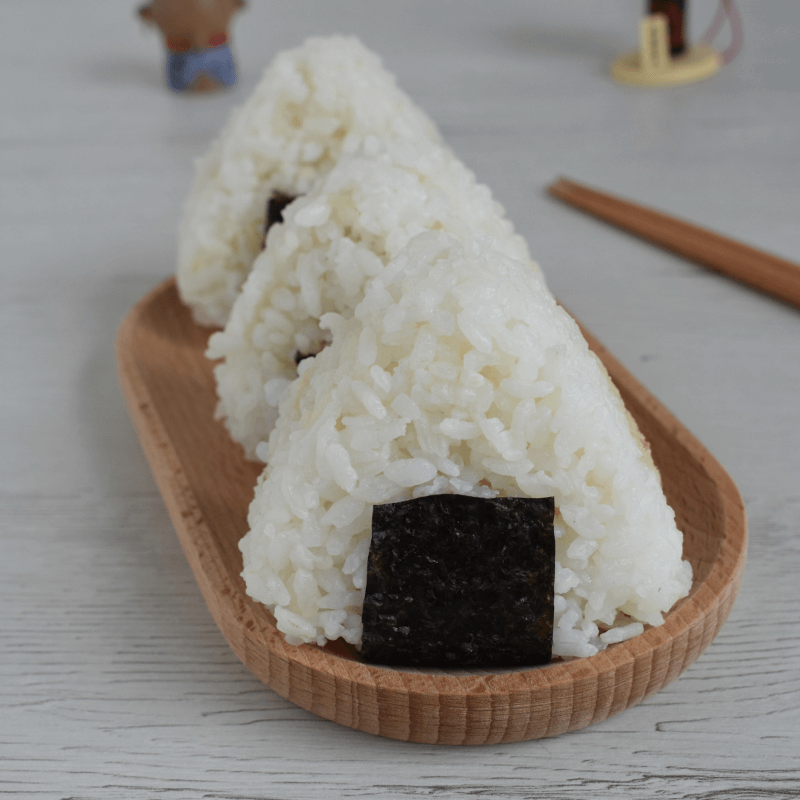 Onigiri de atún y mayonesa - Rico Kome